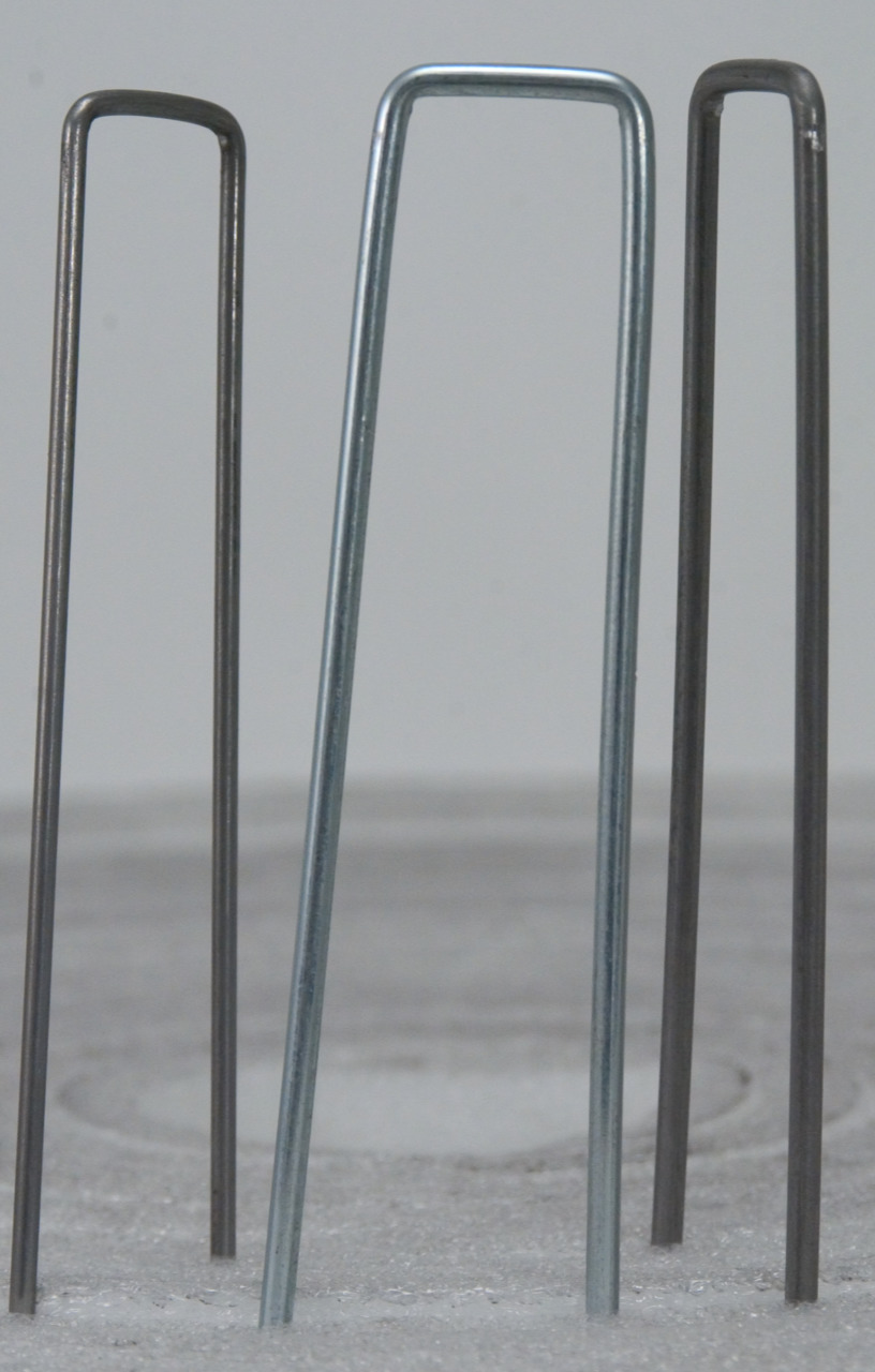 White Cap | Burlap 9 Ga Jute Mesh Staple 1000/Box