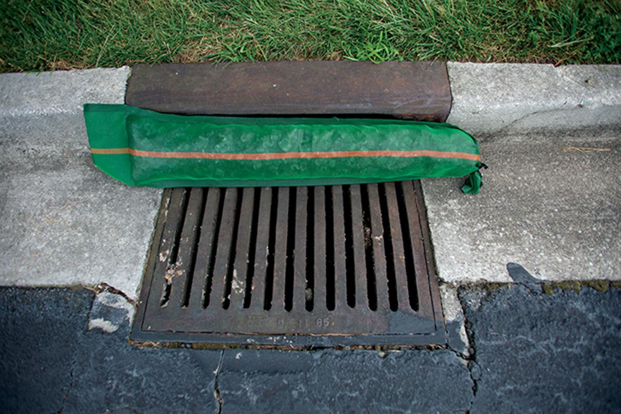 White Cap | 11" X 48" Rock Wattle Snake Bag