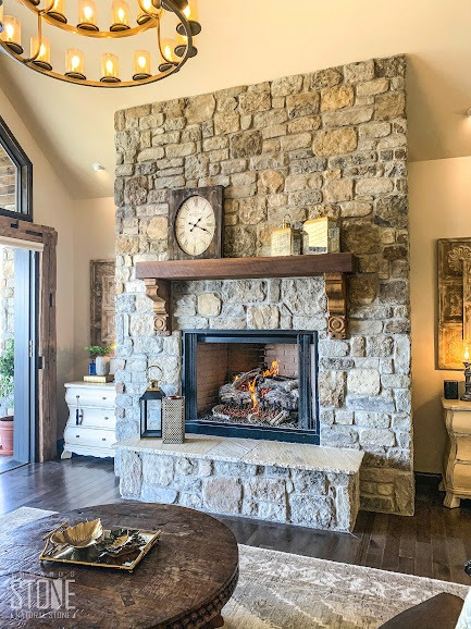 White Cap | Edwards Stone Crossing Timbers Tumbled Ashlar Thin Veneer Flat