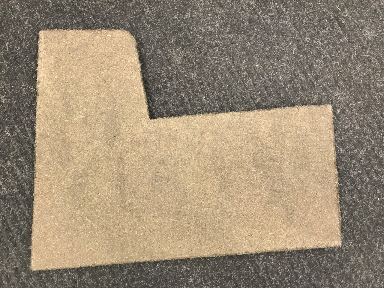 White Cap | 9-3/4" Angled Gutter and Curb Expansion Joint