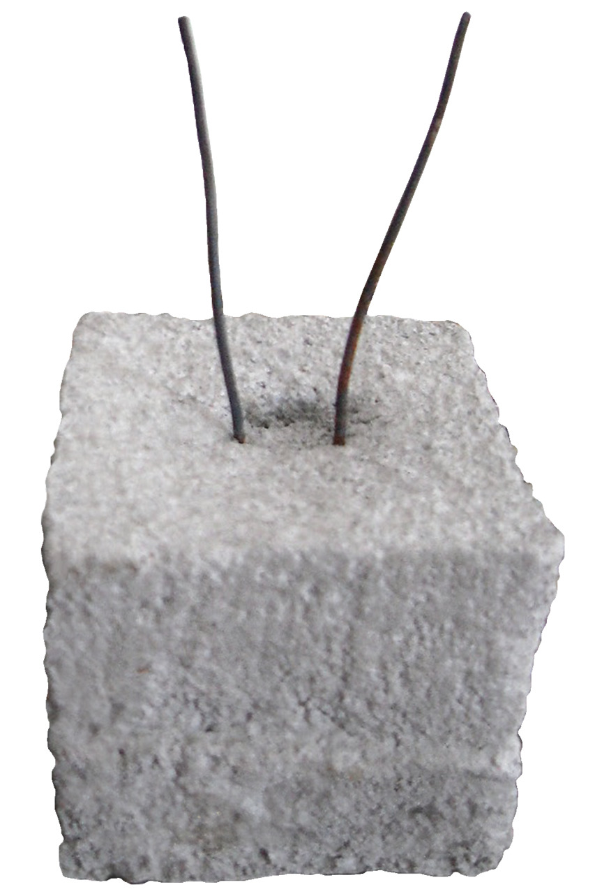 White Cap | 3" Dobie With Wire