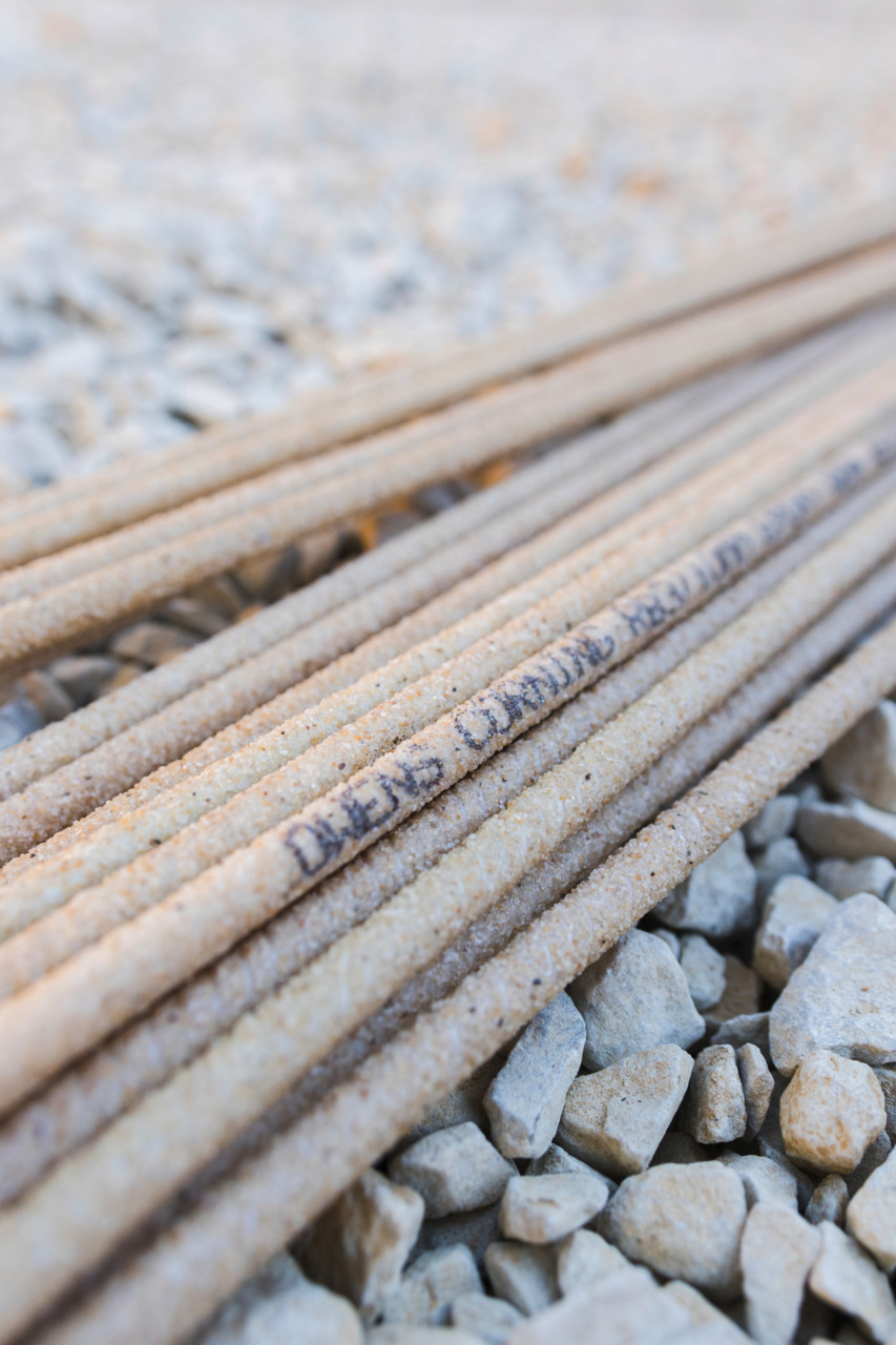 White Cap | Owens Corning Pinkbar #5 20 ft. Fiberglas Rebar