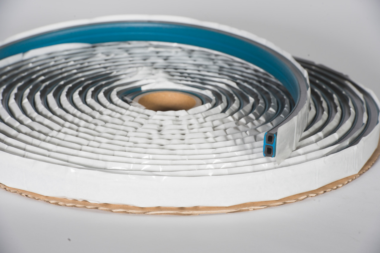 White Cap | Greenstreak Sika Hydrotite CJ 32.8' x 0.79 x 0.39 ...