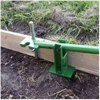 White Cap | Dee Concrete Flat Round Stake Puller